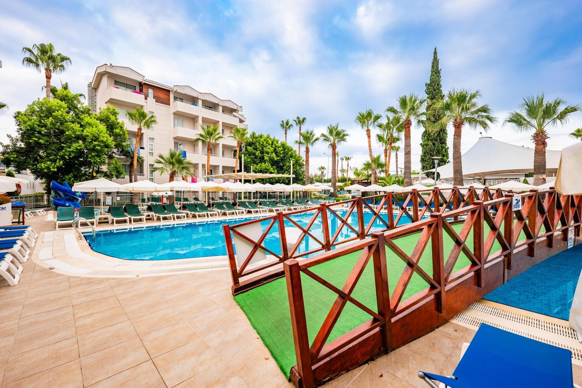 Holidays for Holiday Makers - PEP Angebote: pepXpress